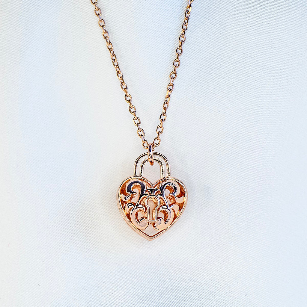Heart Lock Aroma Necklace | Energy & Healing | Diffusing on the go | L ...